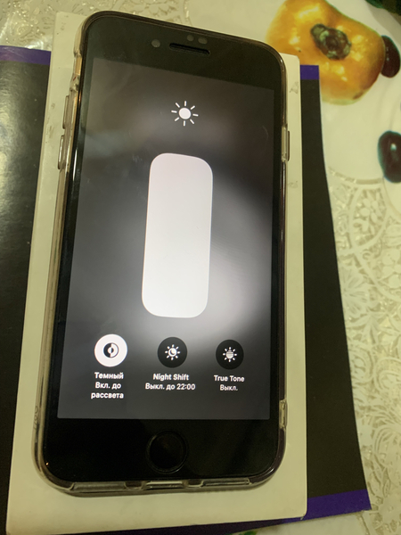 Iphone SE 2020 64 gb srochna sotiladi