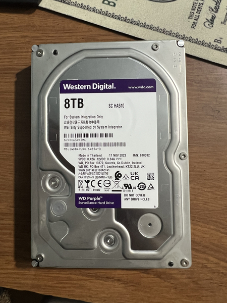 WD purple 8TB новый