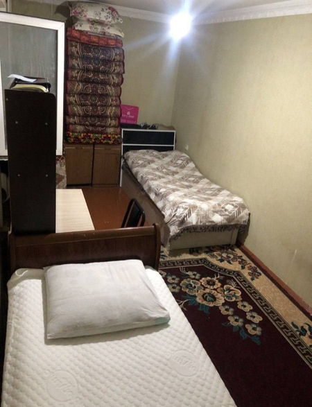 На Чиланзарском районе Г9А продается квартира. 2/2/4