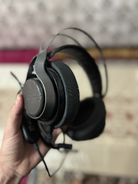 Naushnik RGB igravoy