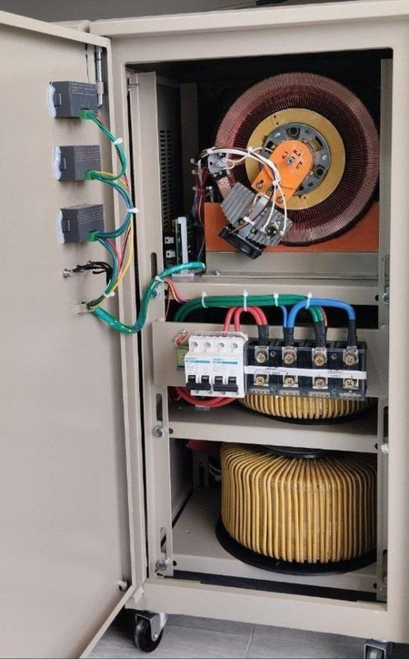Stabilizator Andeli 30 kva