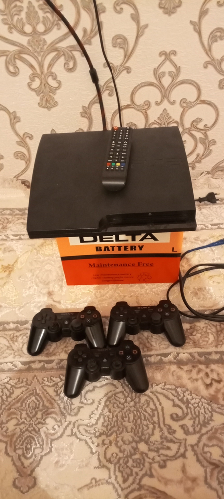 Play station 3 sotiladi