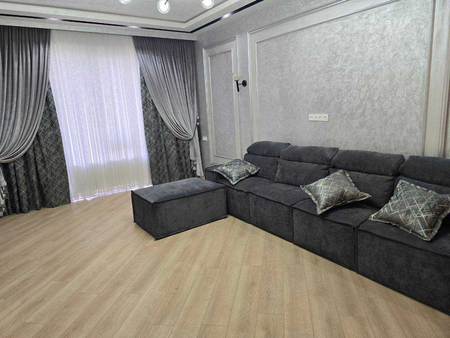 Аренда 4 комнатная квартира