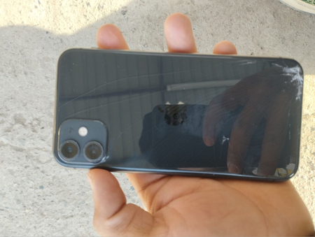 Iphone 11  Narxi 200 $ kami yoq