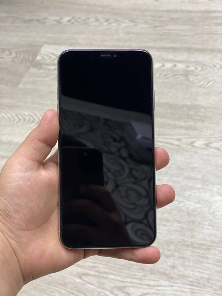 Iphone XS MAX sotiladi srochna