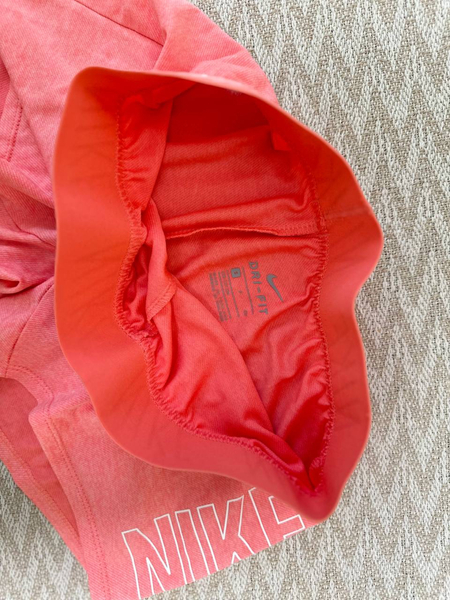 Шорты женские Nike