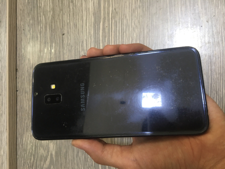 Samsung Galaxy J6+