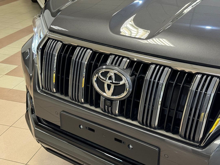 Toyota Land Cruiser Prado 2023 год Объем двигателя 4.0