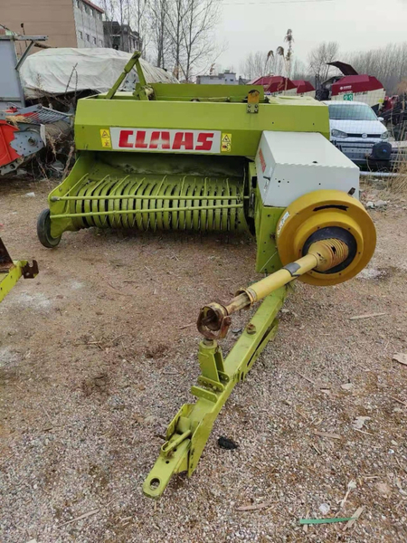 Прессподборщик CLAAS markant 65