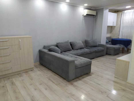 Аренда квартиры на Новомосковская  2в3хком ID:KM262