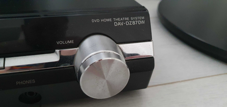 Домашний кинотеатр Sony DAV-DZ870M. В отличном состоянии.