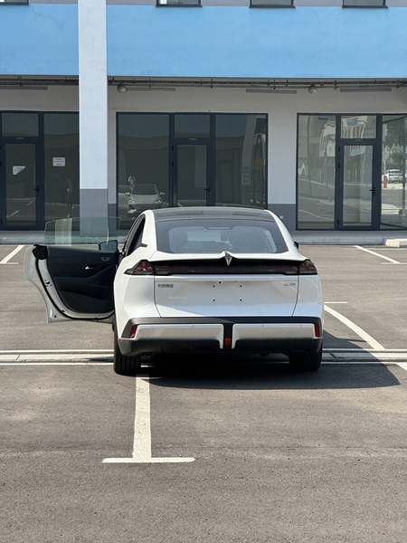 Changang Deepal SL03 Гибрид