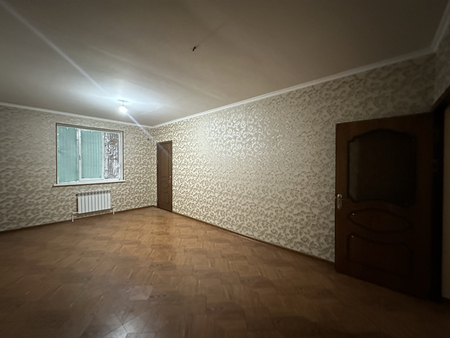 3/2/3 м Буюк Ипак Иули, Буз базар, дипломат школа