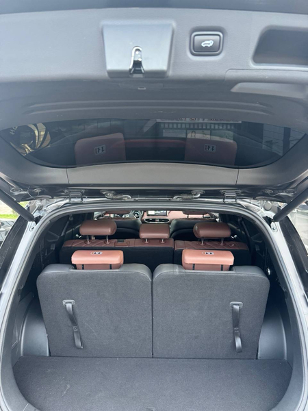 Продаю роскошный Santa FE full. 7-местный 3.5L