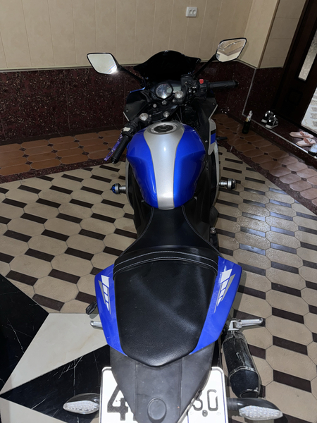 Yamaha R3 400 kuboviy
