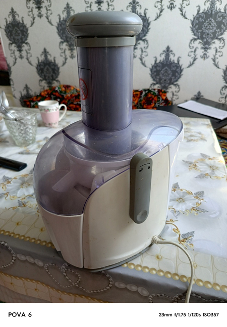 Prodam sokovijimalku продам соковыжималка