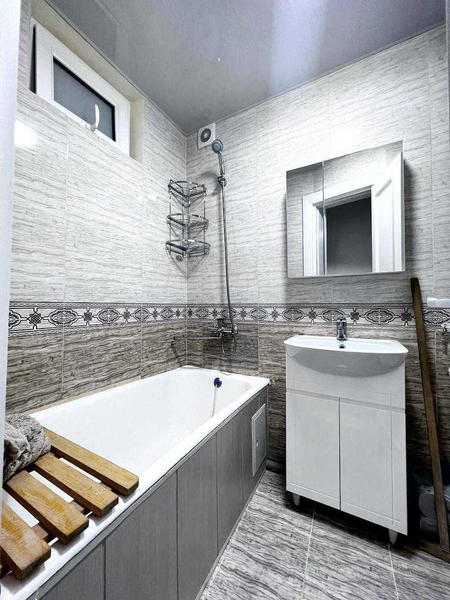 谷 129348 谷 Продаётся квартира 3/2/5 75 м² в Чиланзар