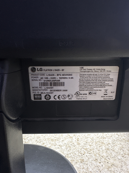 LG Flatron L 1942S