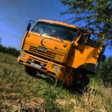 Kamaz pirsepi bilan sotiladi