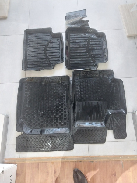 Polik nexia 3 rossiyaniki yaxshi ishlatilgan .