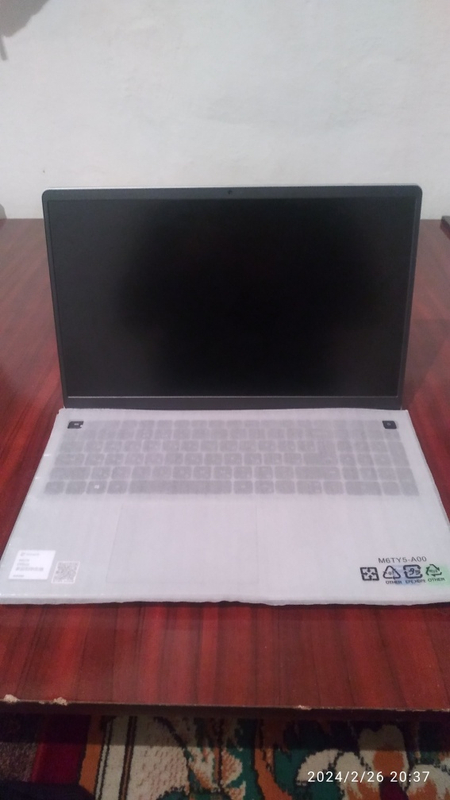 Dell Inspiron15 3511 sotiladi srochna