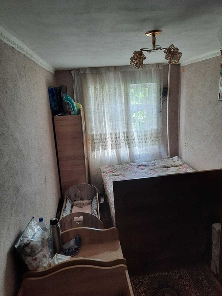 谷 130142 谷 Продаётся квартира 2/5/5 52 м² в Чиланзар