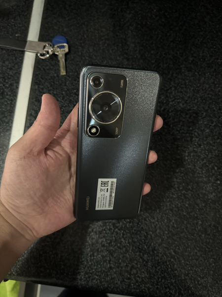 huawey y72 pamit 8.256g holati ideal karopka dak kamplekt