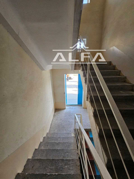 2 xonali 58m² 1-qavat sotiladi.