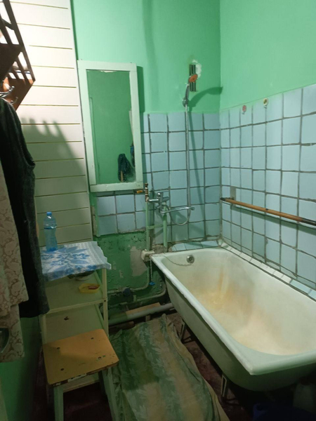 Продаётся 3/8/9 на м-в ТТЗ 4