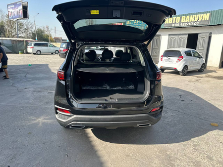 Jac JS8 Krassover endi UZBda chegirmalar bonuslar bilan xarid qiling