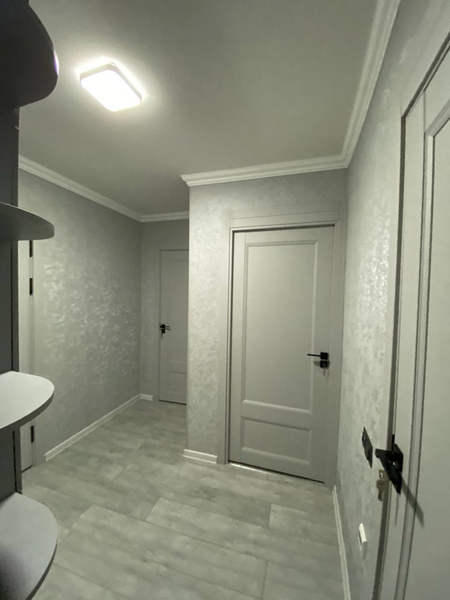 ШРуставели 3в4/2/4. Гртирица Азия 80м2 балкон 2*6