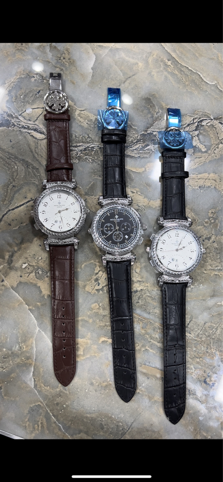 Patek Philippe Ikki tarafli soat Sotuvda