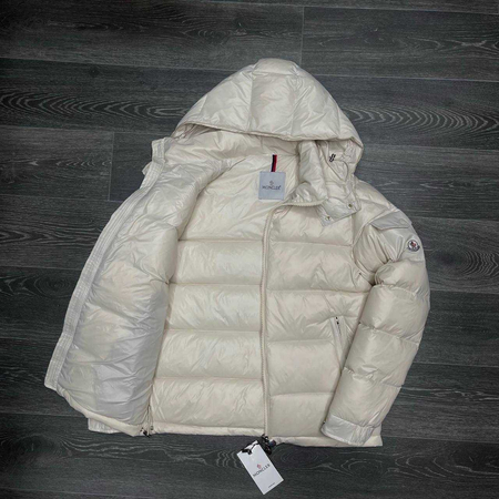 Куртки new Moncler/bekstoreuz