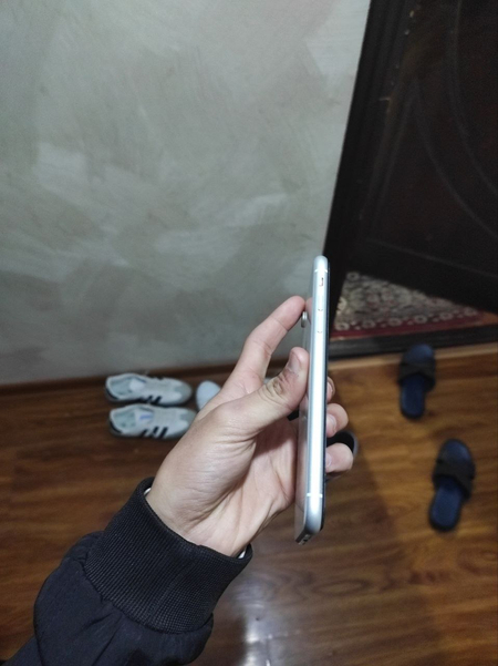 Iphone xr zoʻr xolatda