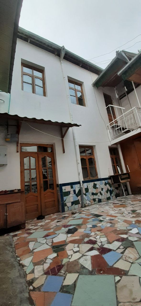 Tayyor hovlicha sotiladi
Eski shahar Tayyor hovlicha Sotiladi
Eski sha