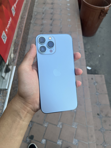 Iphone 13 pro max 90%