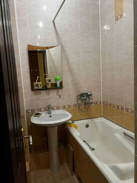 (К120157) Продается 2-х комнатная квартира в Мирабадском районе.