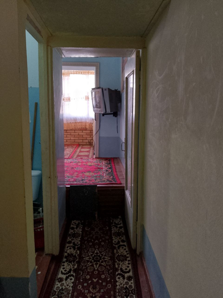 6mikrorayonda 4qavatlik panel uyning 4qavatida 1xonalik kvartira sotil