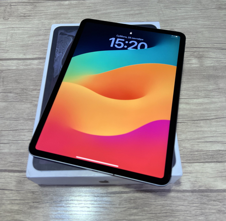 Prodam ipad pro 11 64GB sim kart