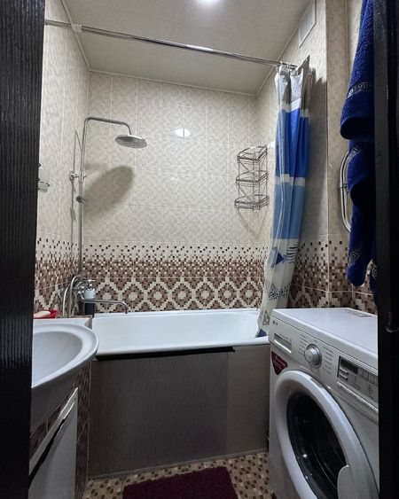 Срочно Продаётся Юнусобод 4-кв 2/4/4