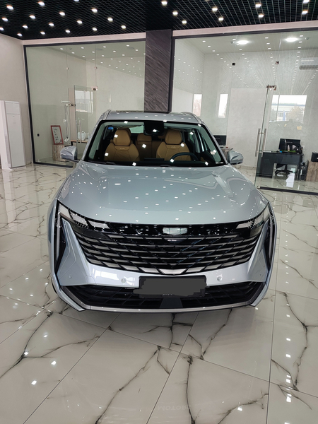 Продаю в рассрочку Geely Atlas