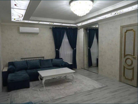 Ц2 1в2/2/4 с хорошим ремонтом и мебелью …!