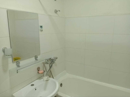 Срочно сдается квартира в аренду 2/2/4 на М-Улугбекском районе (J3020)