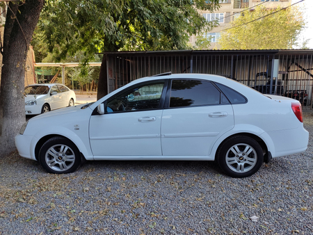 Lacetti 1,8 AT 2011