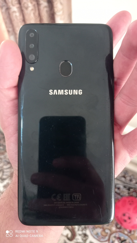 Samsung a20 sotiladi passport kopiya 32gb