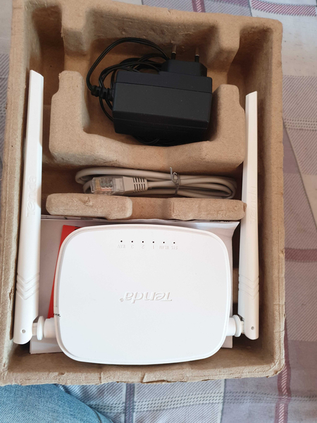 Продам ролтер TP-Link TD-W8950ND 2 в 1 оптика и адсл