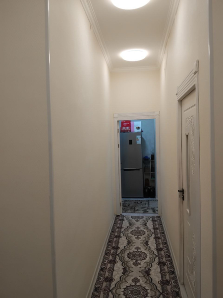 SROCHNA 2 xona kvartira sotiladi