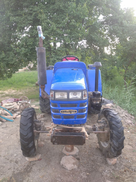 Traktor sotiladi narxi 100milion chizil qõshib beriladi