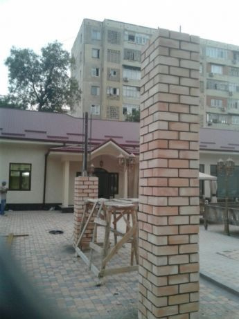 Кладка кирпичей балкона быстро и качественно