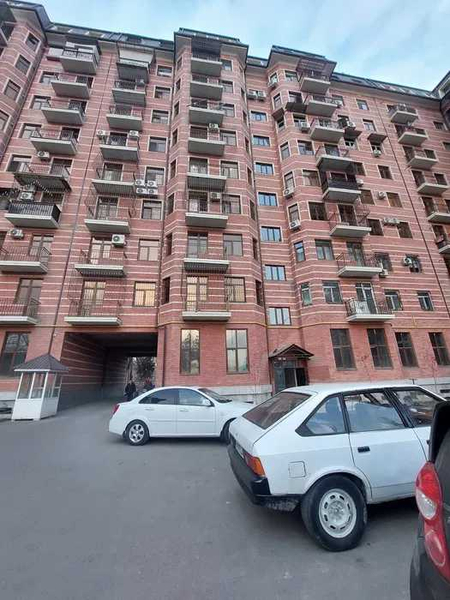 Сдаётся на Аренда долгосрочная МЕТРО-2 ЛИСЕНОВА